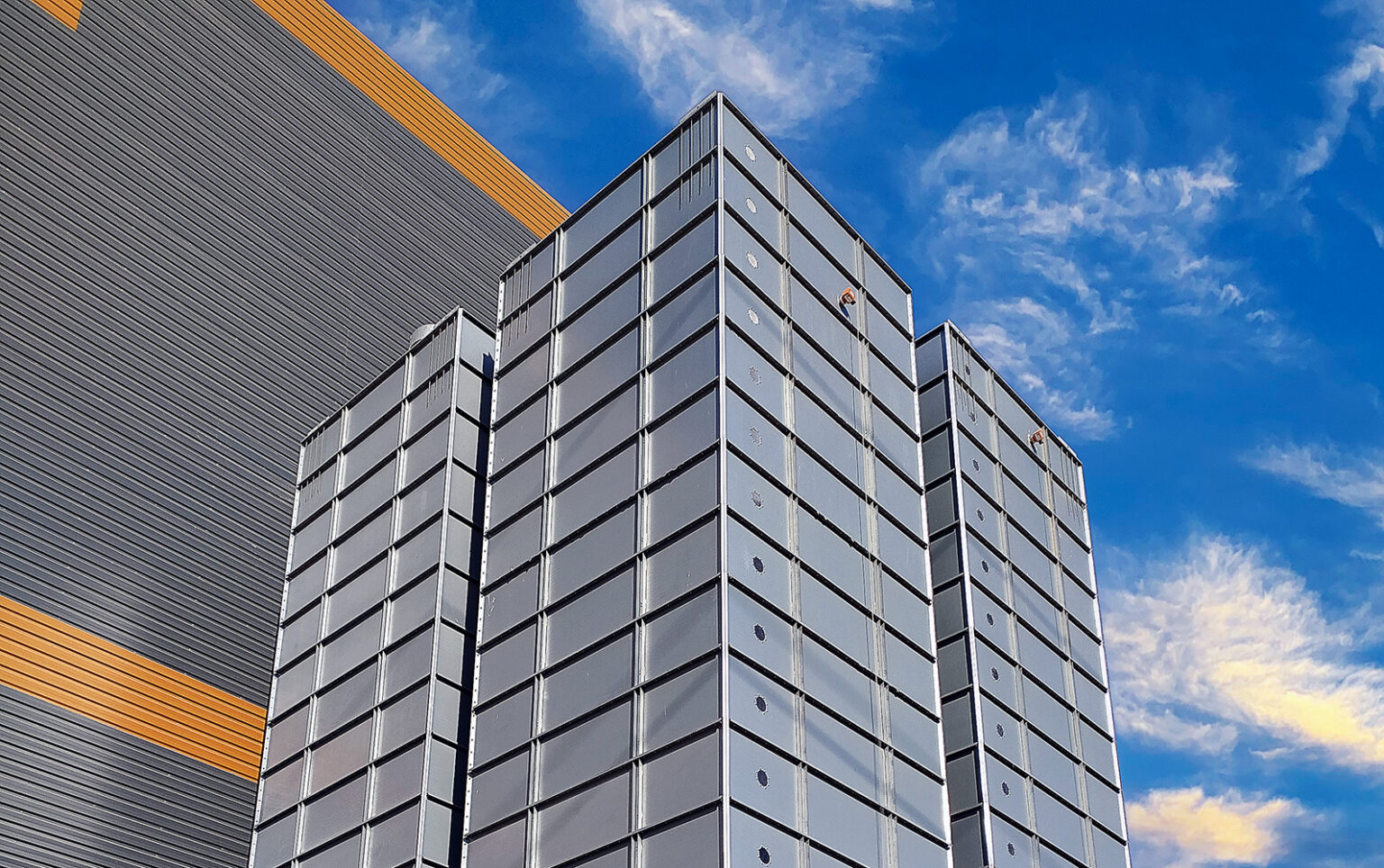 T-MAX Silo Systems | Domestic Production Plastic Silos